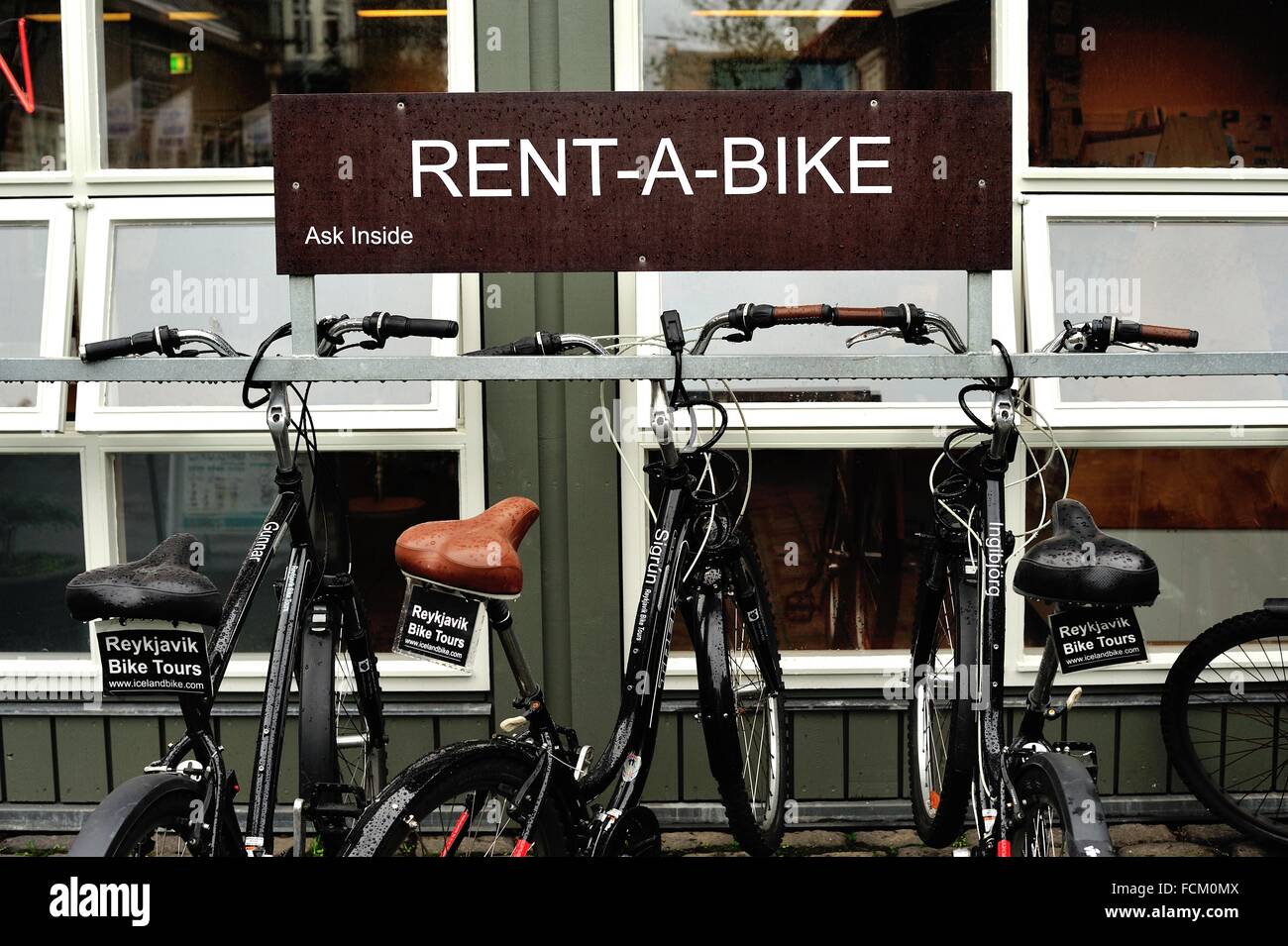 Easy cycle hi-res stock photography and images - Alamy