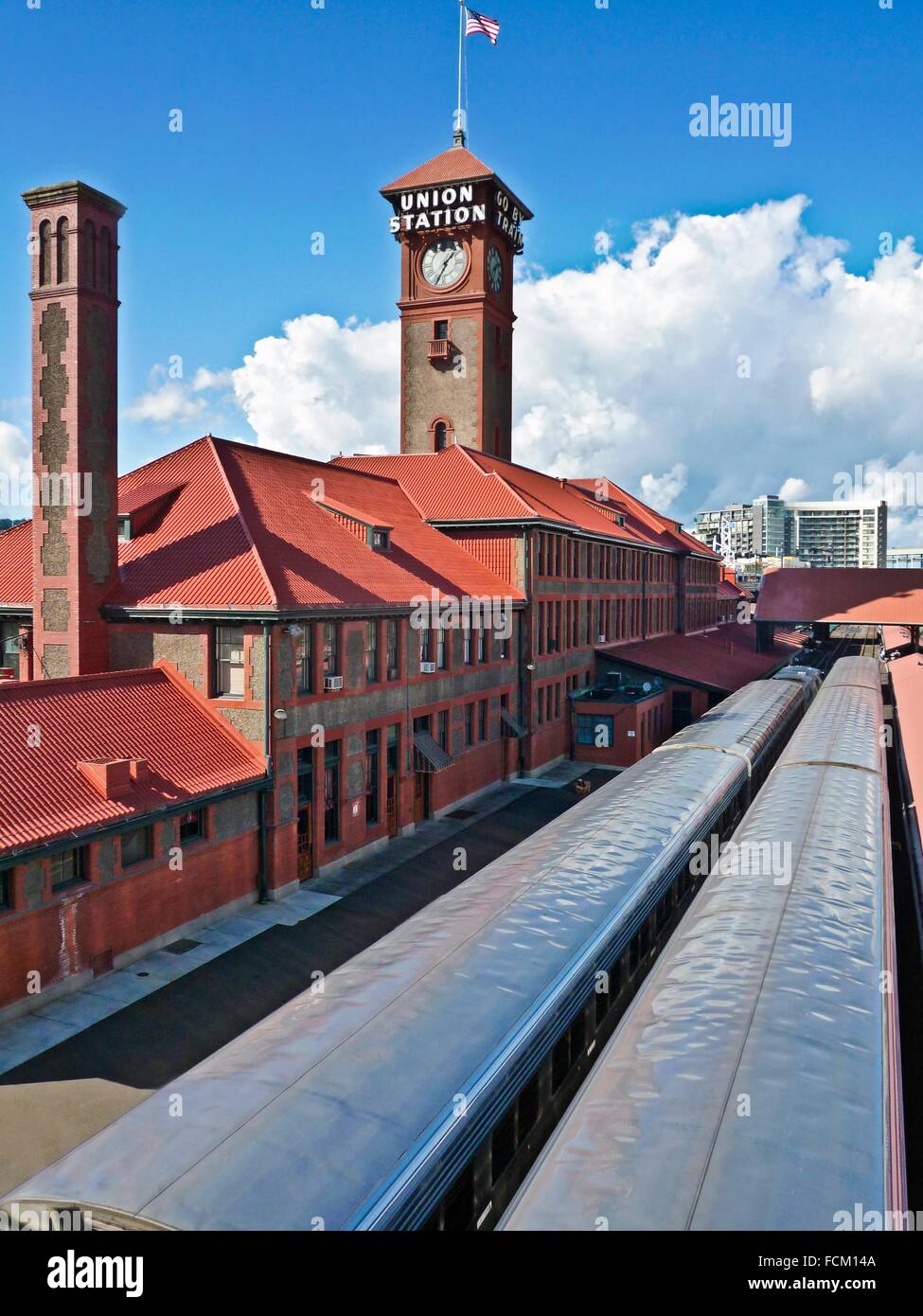Amtrak Train Portland High Resolution Stock Photography and Images - Alamy