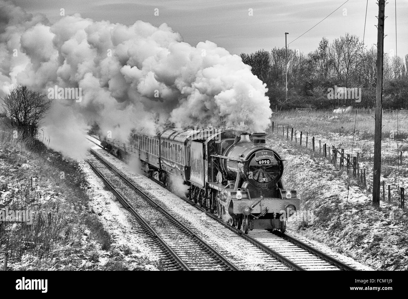 Hall class 4-6-0 Witherslack Hall steam train heading through the snowy ...