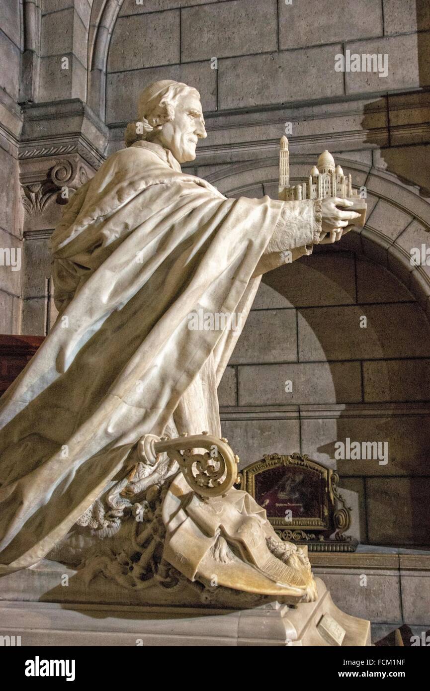 Crypt statue hi-res stock photography and images - Alamy