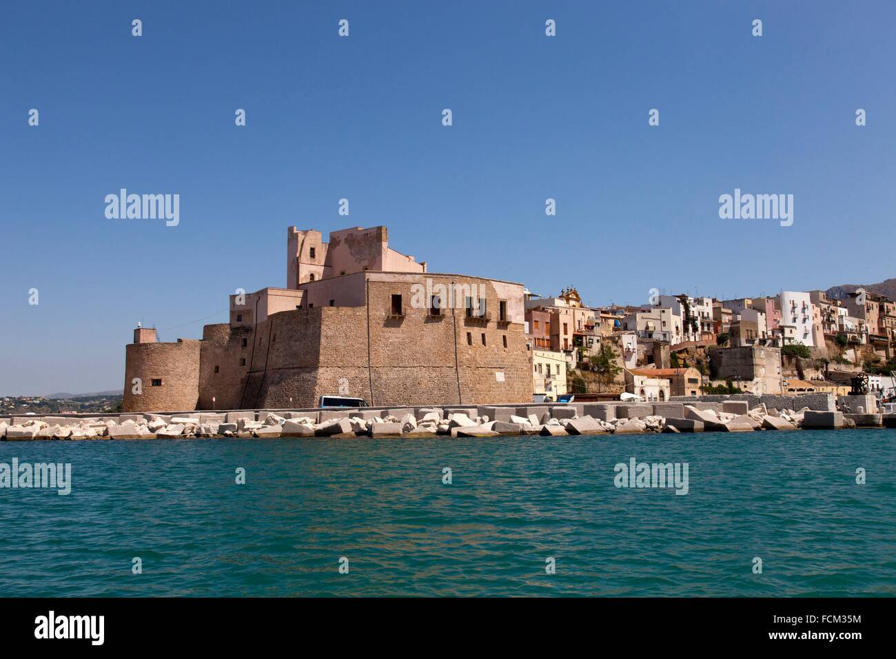 Castellamare del golfo sicily italy hi-res stock photography and images ...