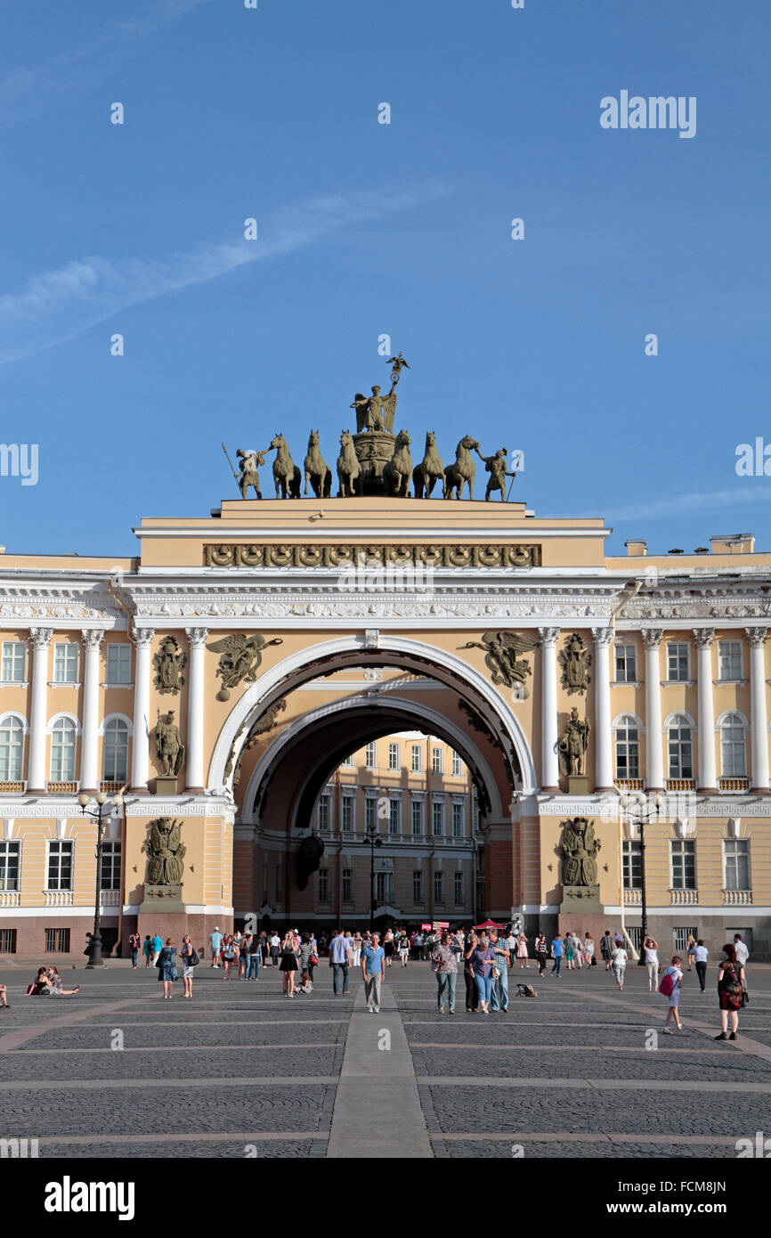 General staff building st petersburg hi-res stock photography and ...