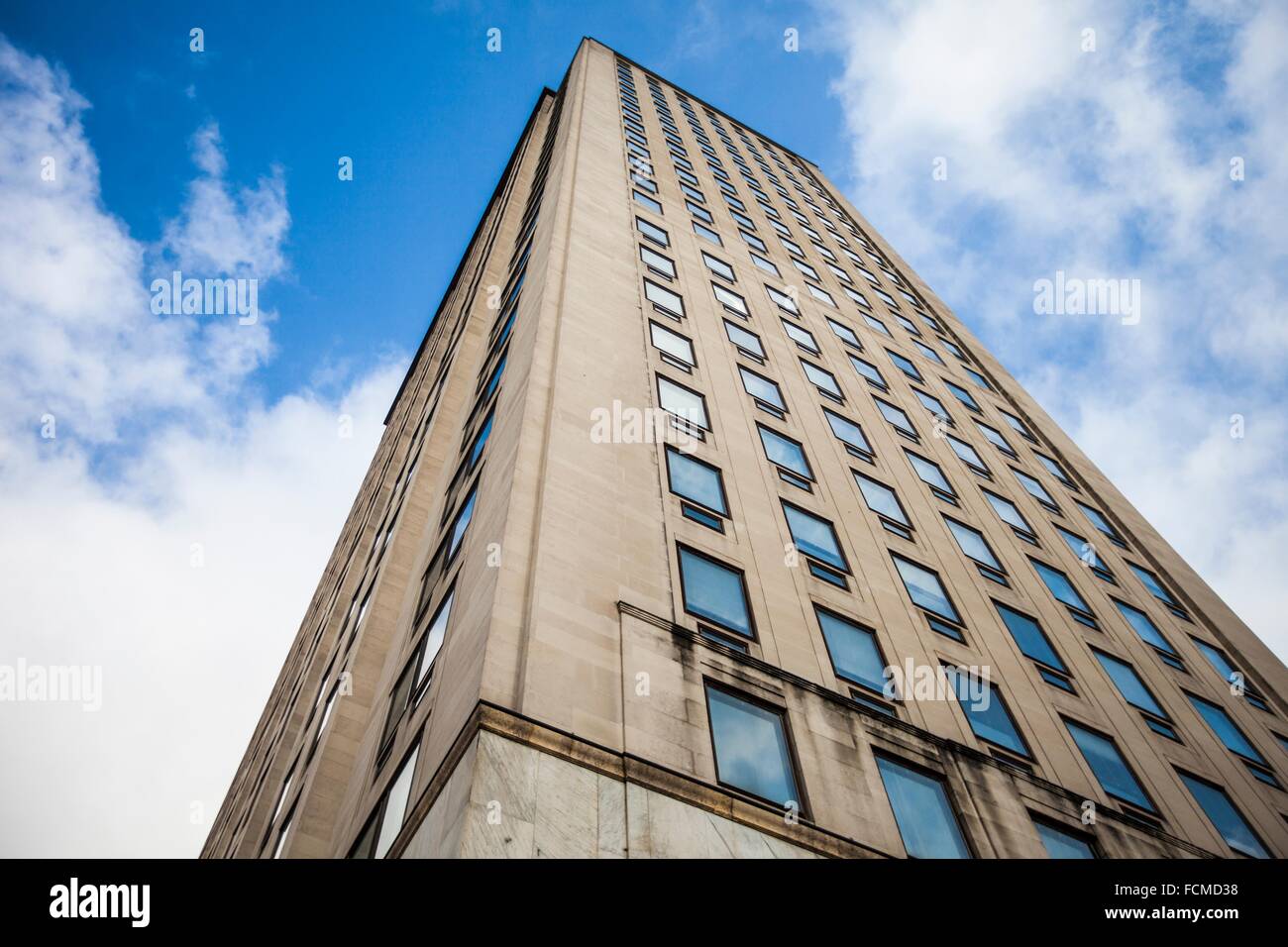 Shell centre built hi-res stock photography and images - Alamy