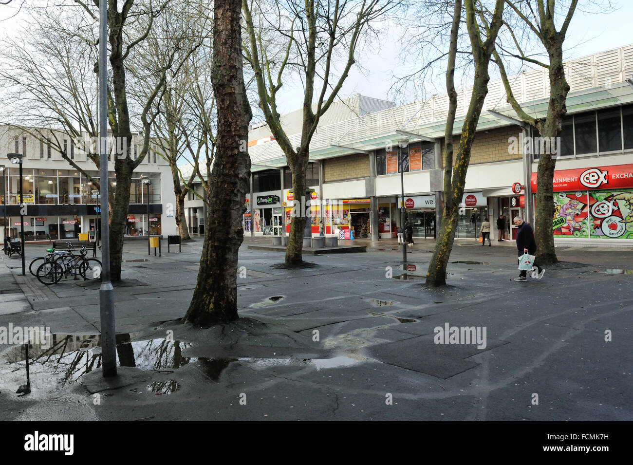 Swindon town centre hi-res stock photography and images - Alamy