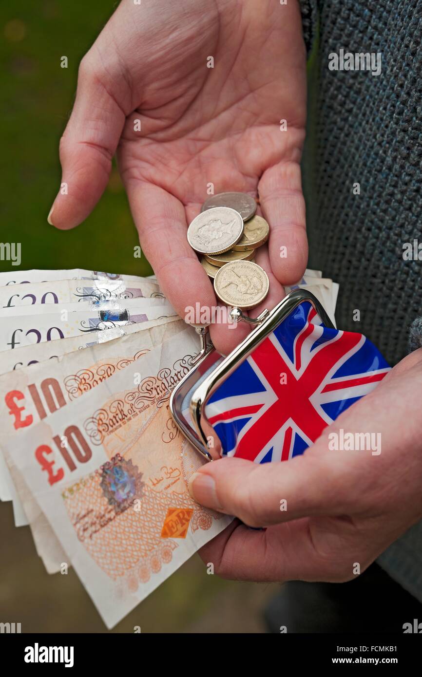 Money england hi-res stock photography and images - Alamy