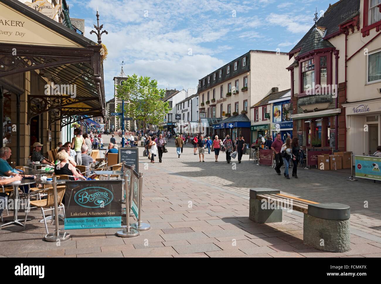 Keswick town center lake district hi-res stock photography and images ...