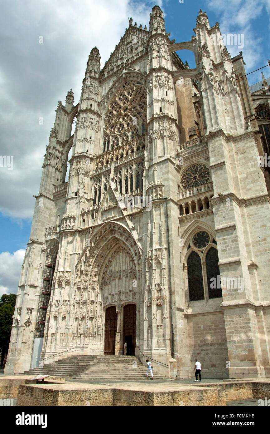 Beauvais Cathedral, France Stock Photos & Beauvais Cathedral, France ...