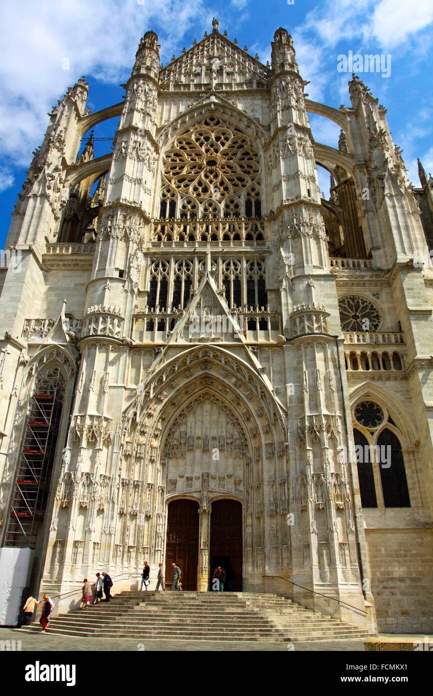 Beauvais cathedral hi-res stock photography and images - Alamy