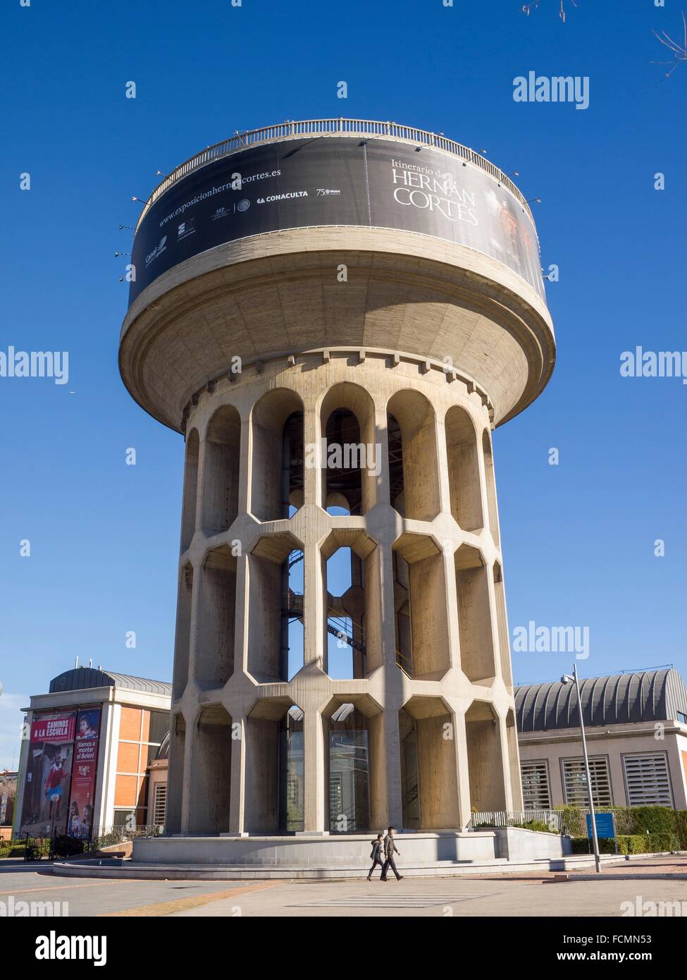 Water tank tower hi-res stock photography and images - Alamy
