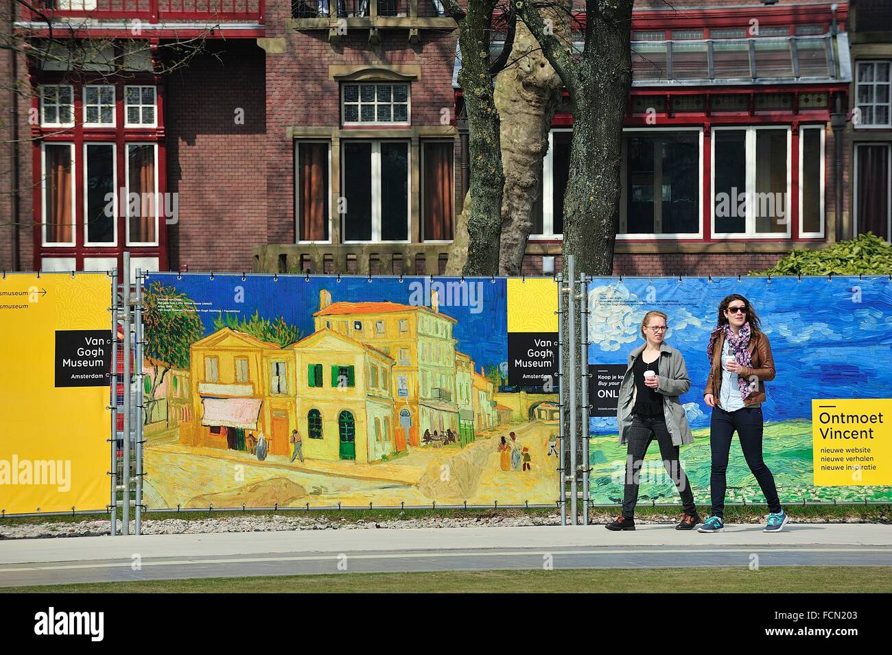 Two original paintings hi-res stock photography and images - Alamy