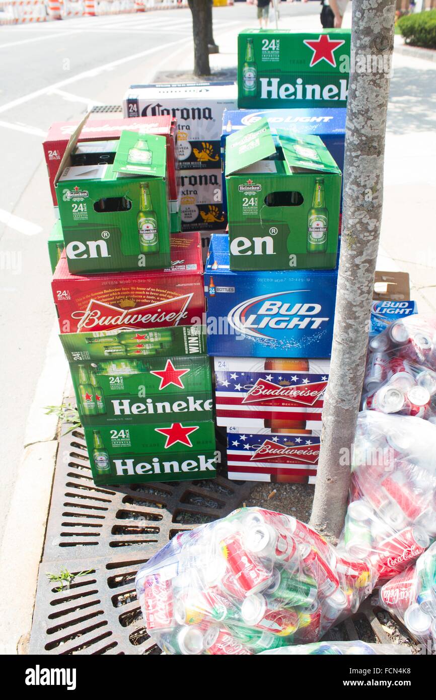Heineken plant hi-res stock photography and images - Alamy