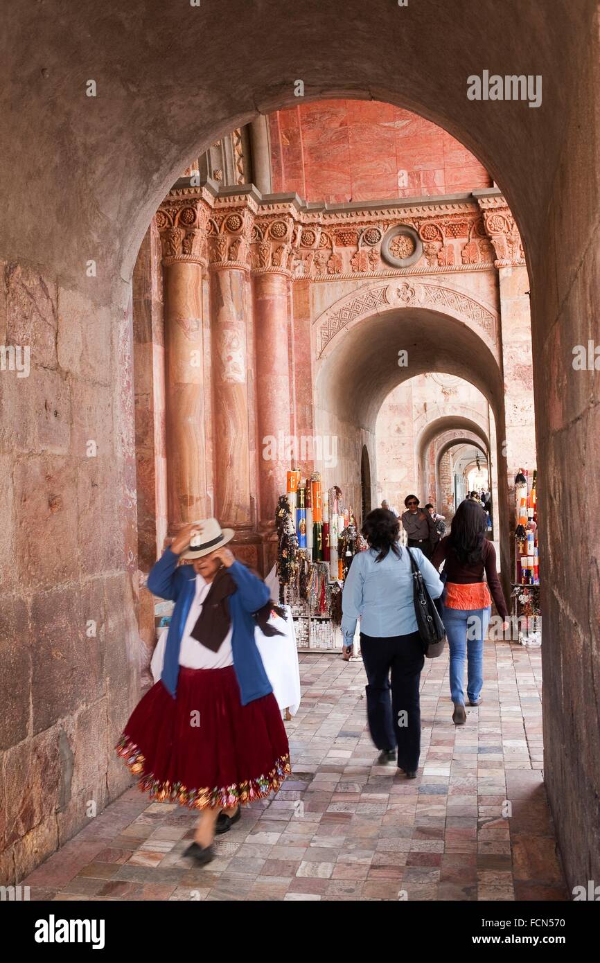 Indigenous people of cuenca hi-res stock photography and images - Alamy