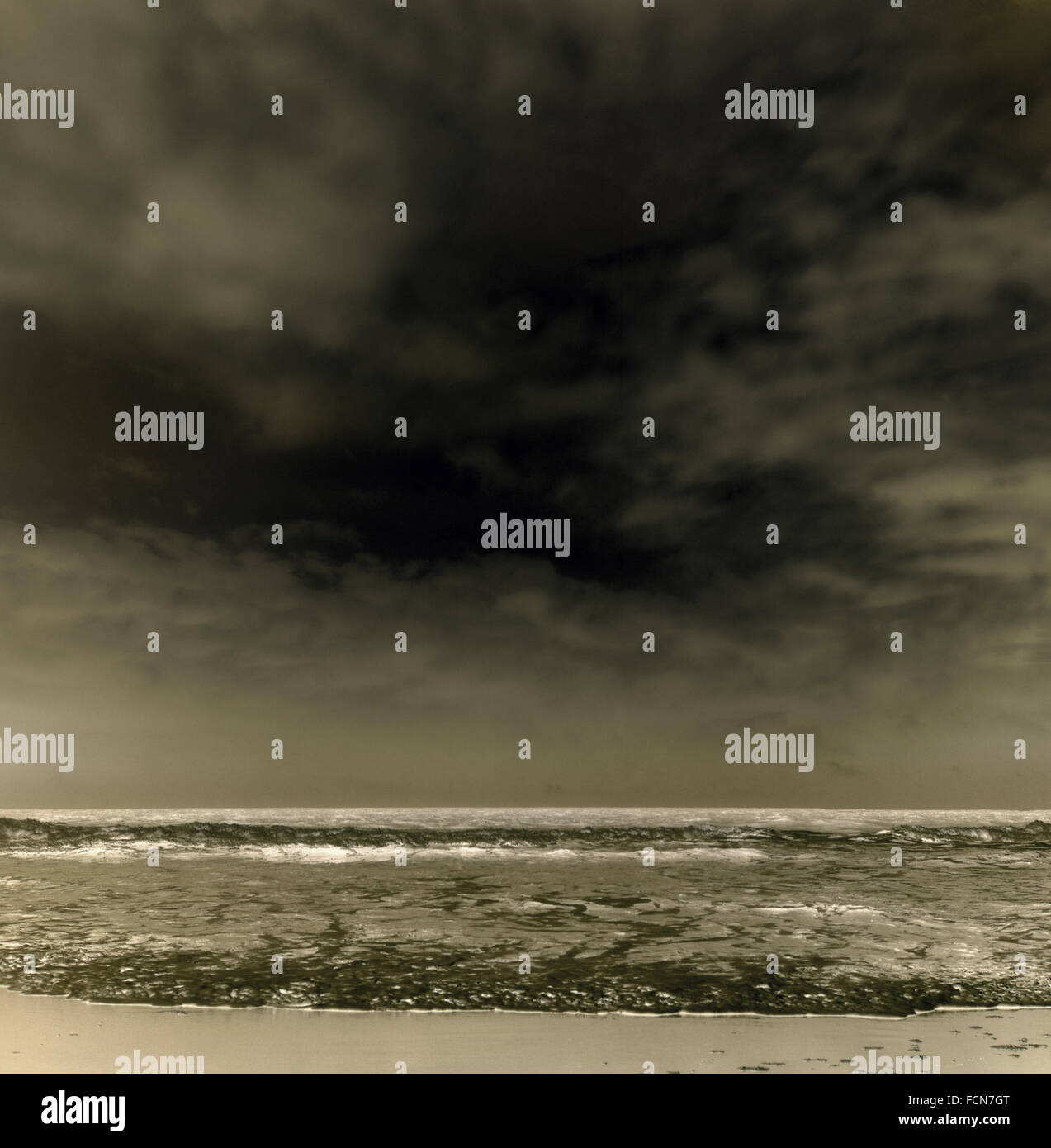 Abstract waves bw hi-res stock photography and images - Alamy