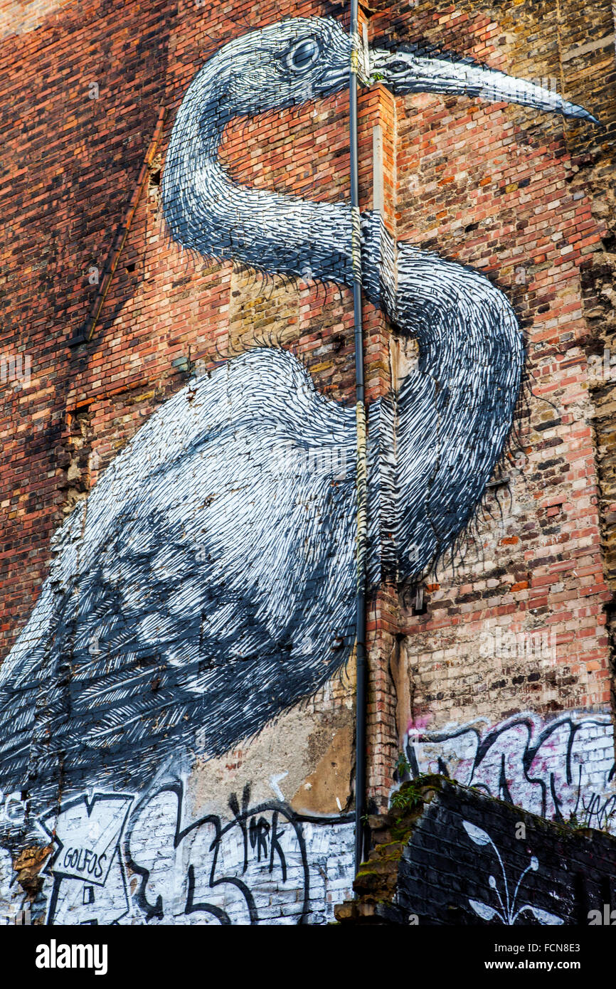 LONDON, UK - JANUARY 13TH 2016: Urban street art of a Stork by Roa ...