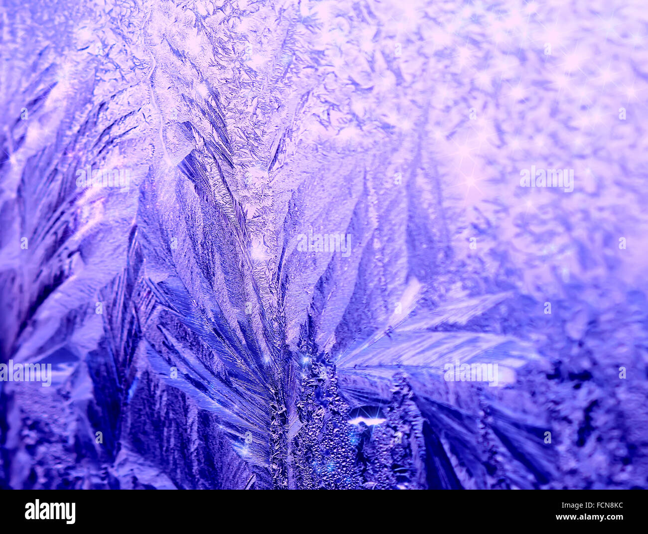 Icy frosty ornate pattern of thin ice on the window Stock Photo - Alamy