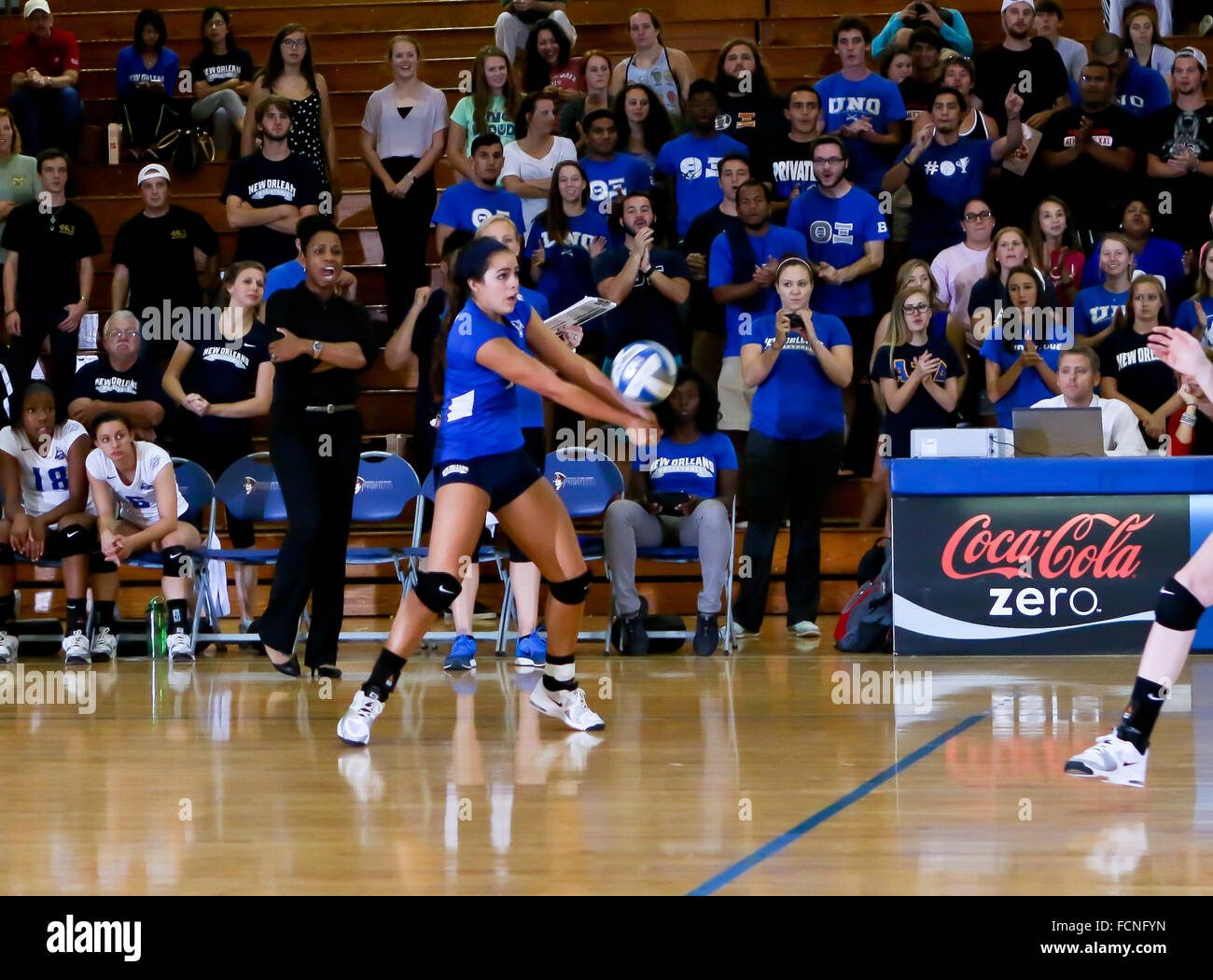 New Orleans Louisiana, USA. 7th Oct, 2014. UNO Celeste Ramirez (8 ...
