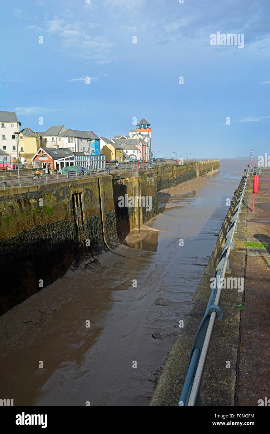 Portishead marina quays entrance hi-res stock photography and images ...
