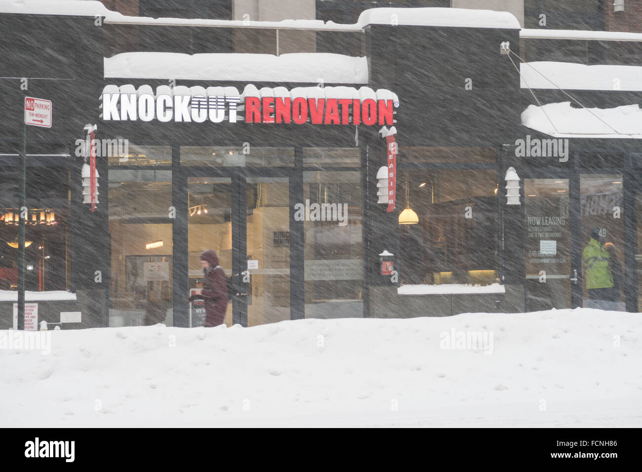 New York City, USA. 23 January 2016. Blizzard shuts down NYC. Streets ...