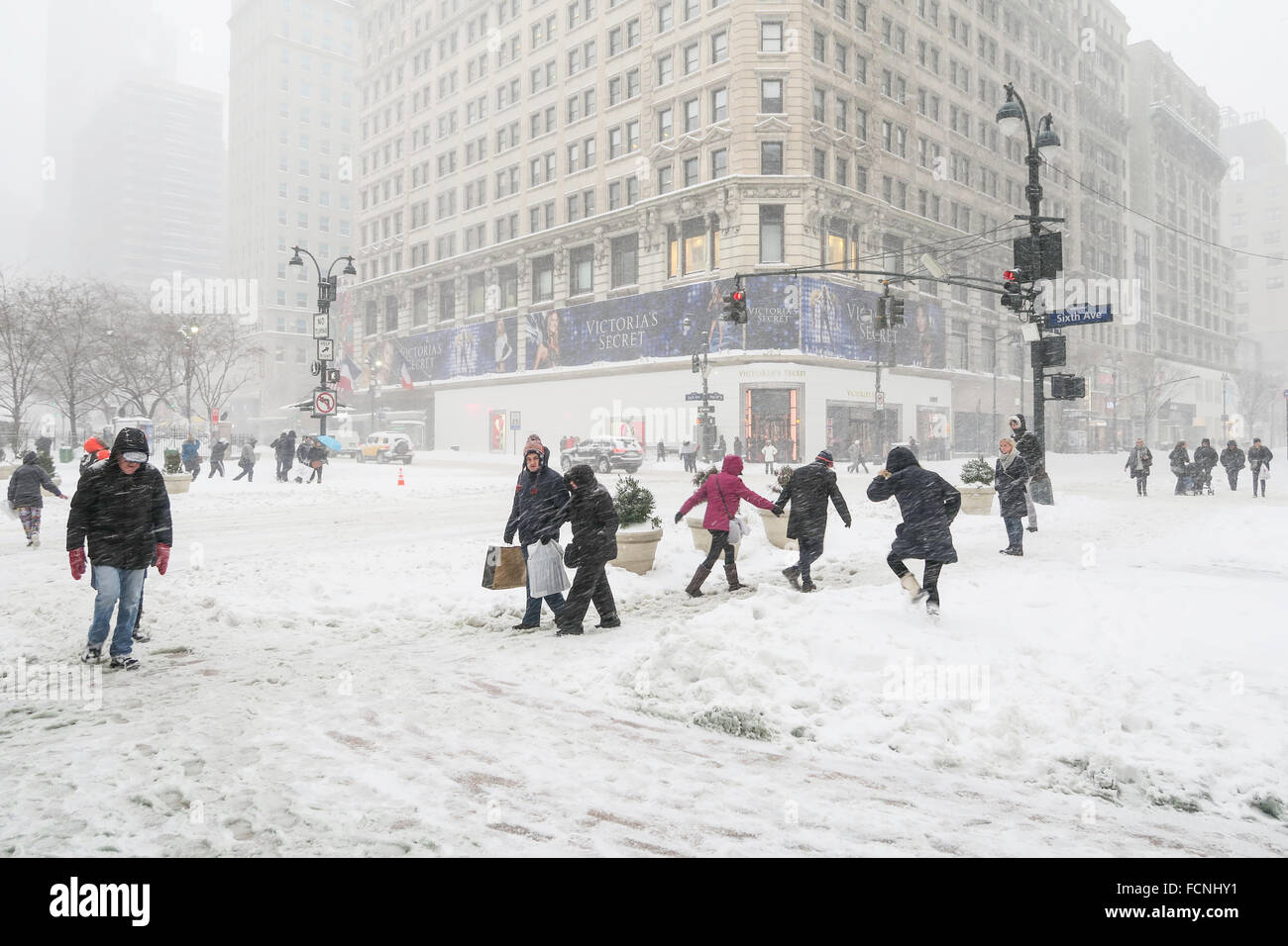 New York City, USA. 23 January 2016. Blizzard shuts down NYC. Streets ...