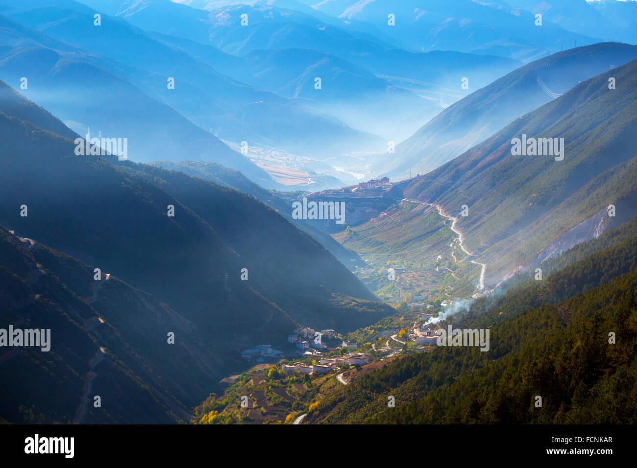 Sichuan Shuoqu River Valley Stock Photo - Alamy