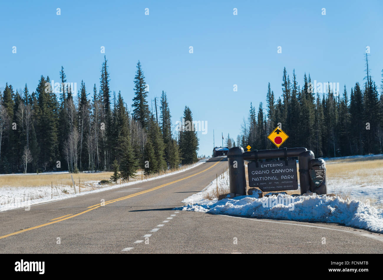 Entering sign for Grand canyon national park Stock Photo - Alamy