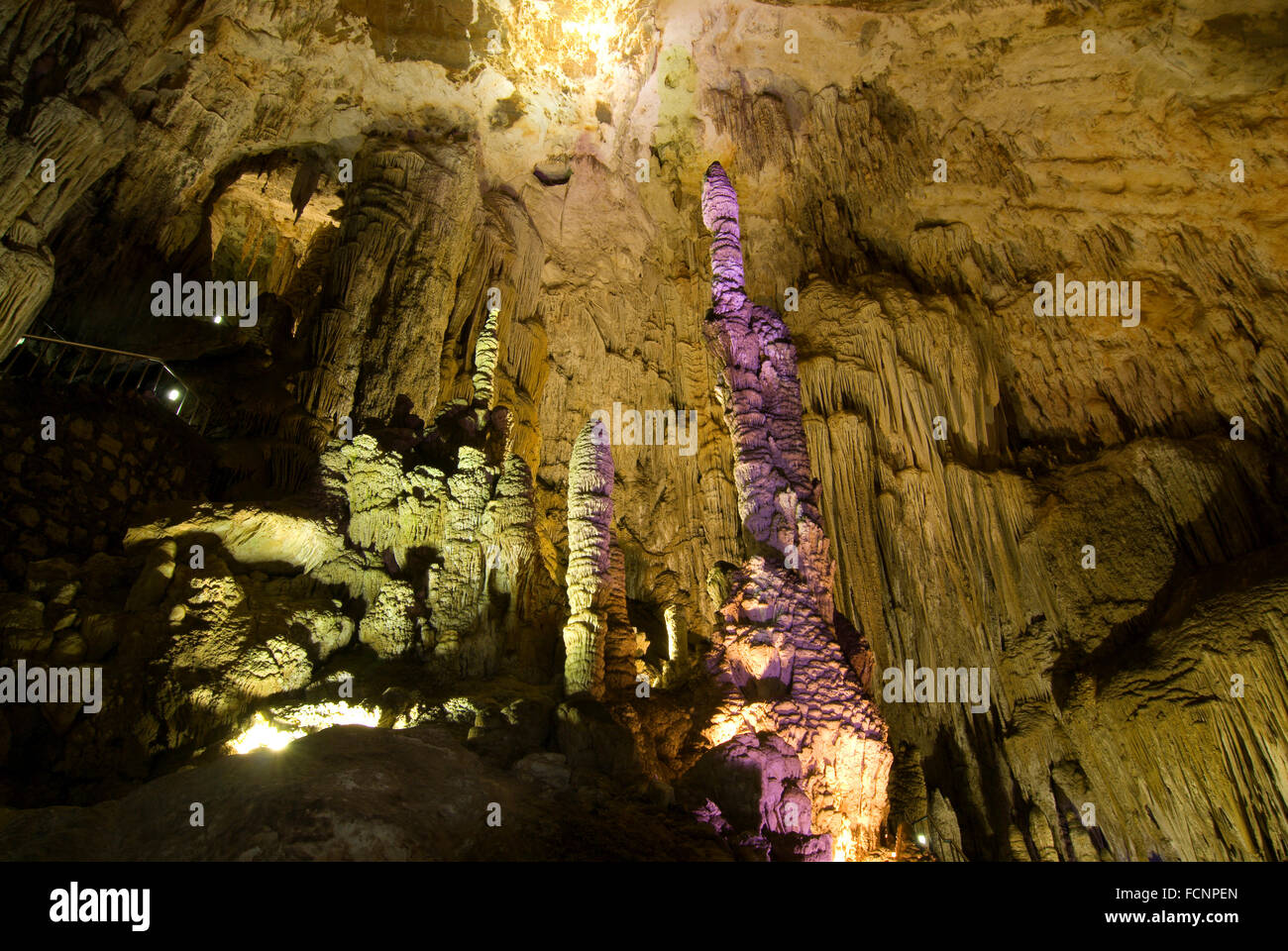 stalactites of Karst landform Stock Photo - Alamy