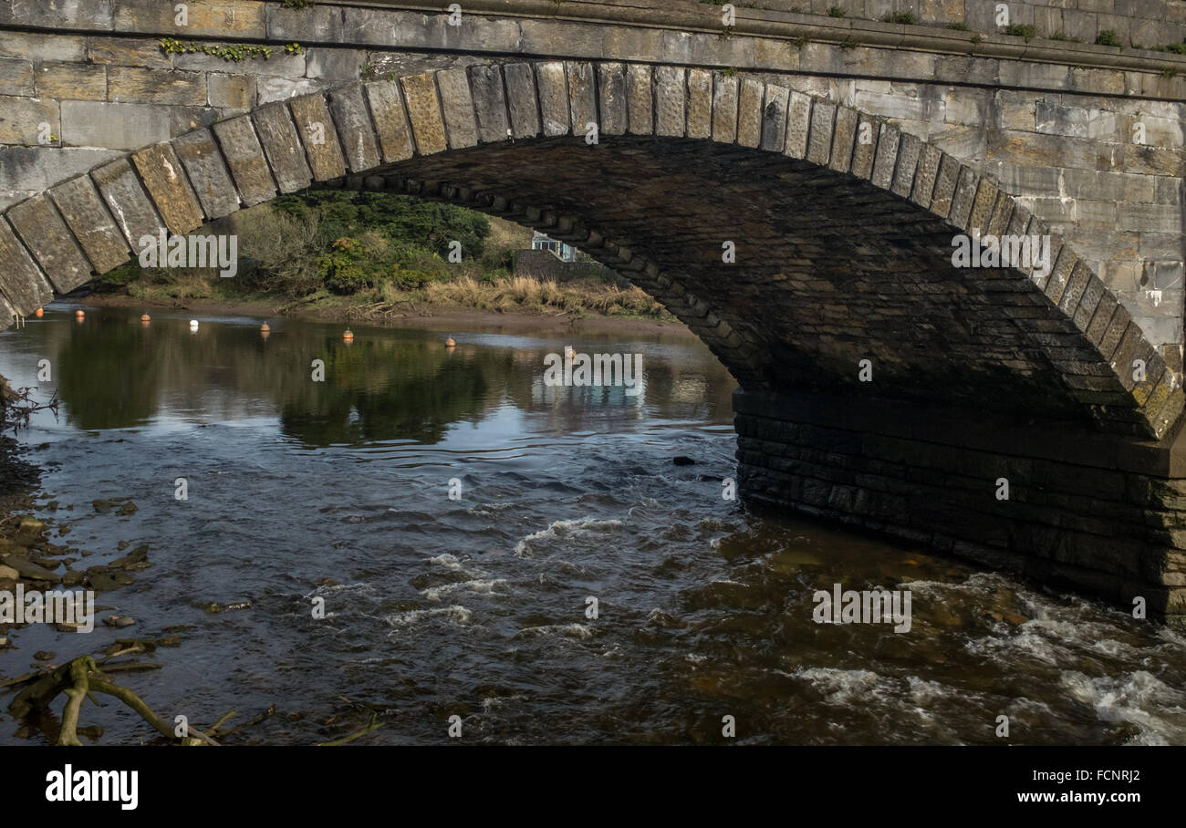 Bridge over river dart hi-res stock photography and images - Alamy