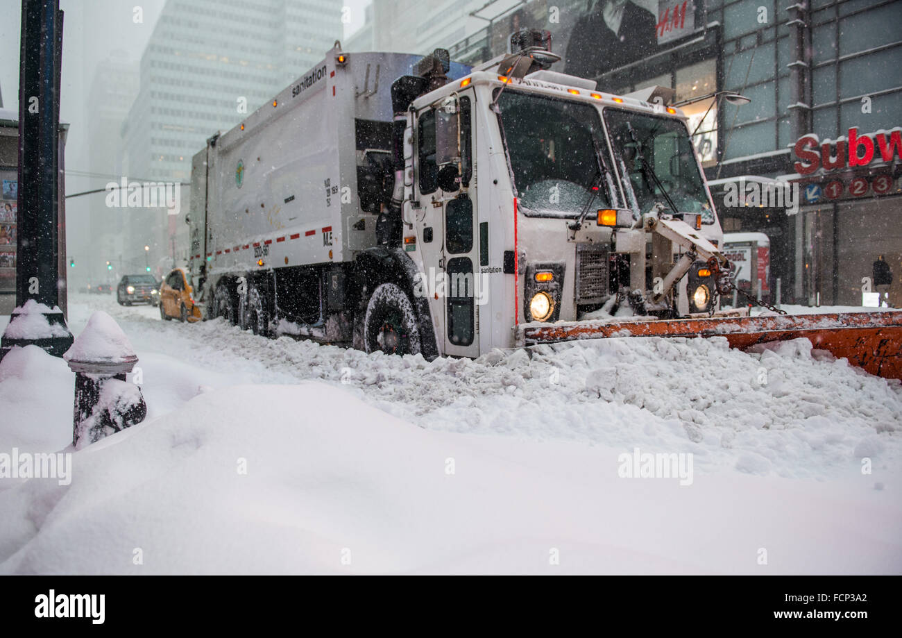 New York, USA. 23rd Jan, 2016. Scene from Midtown Manhattan, New York ...