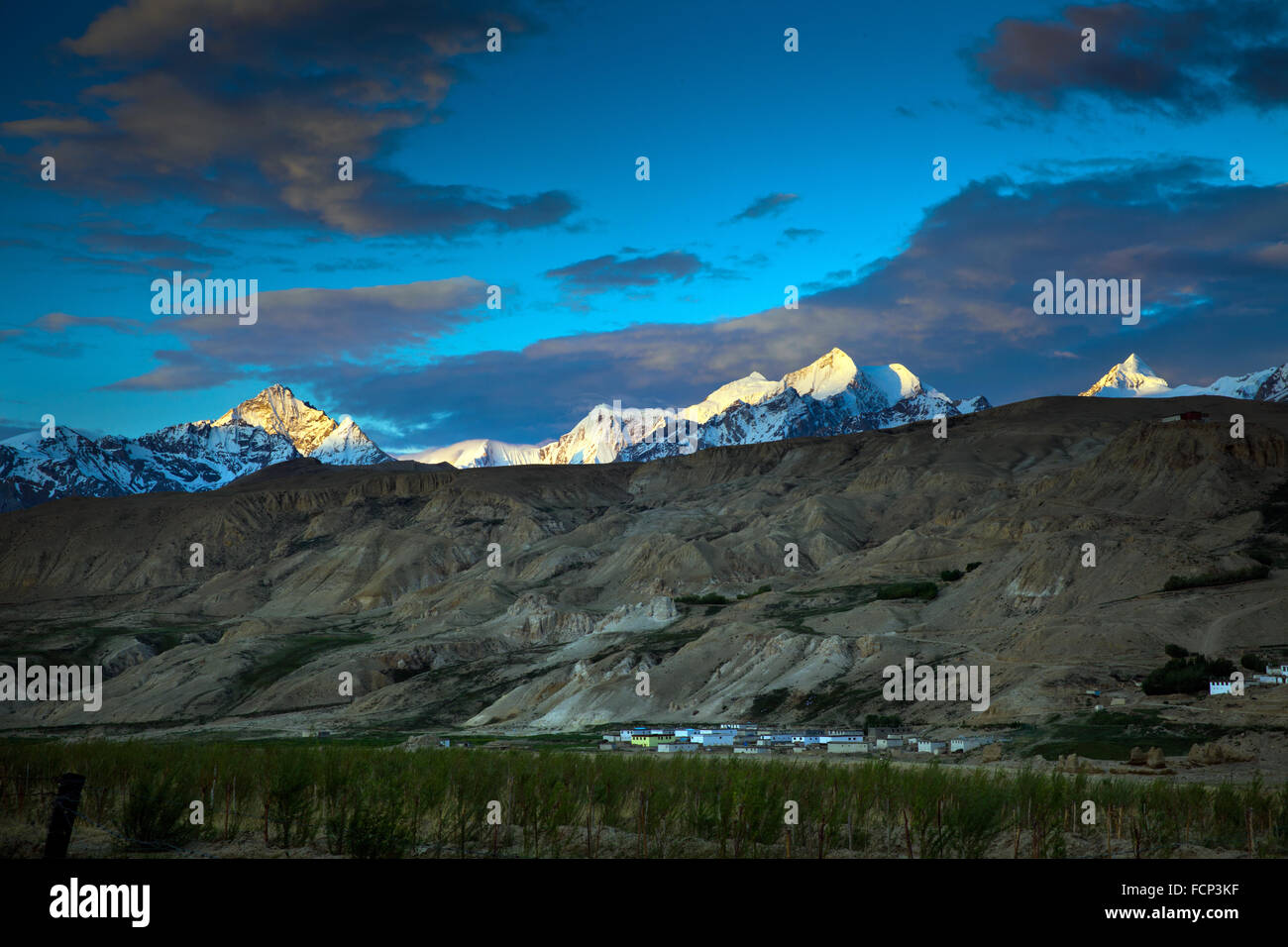 Burang hi-res stock photography and images - Alamy