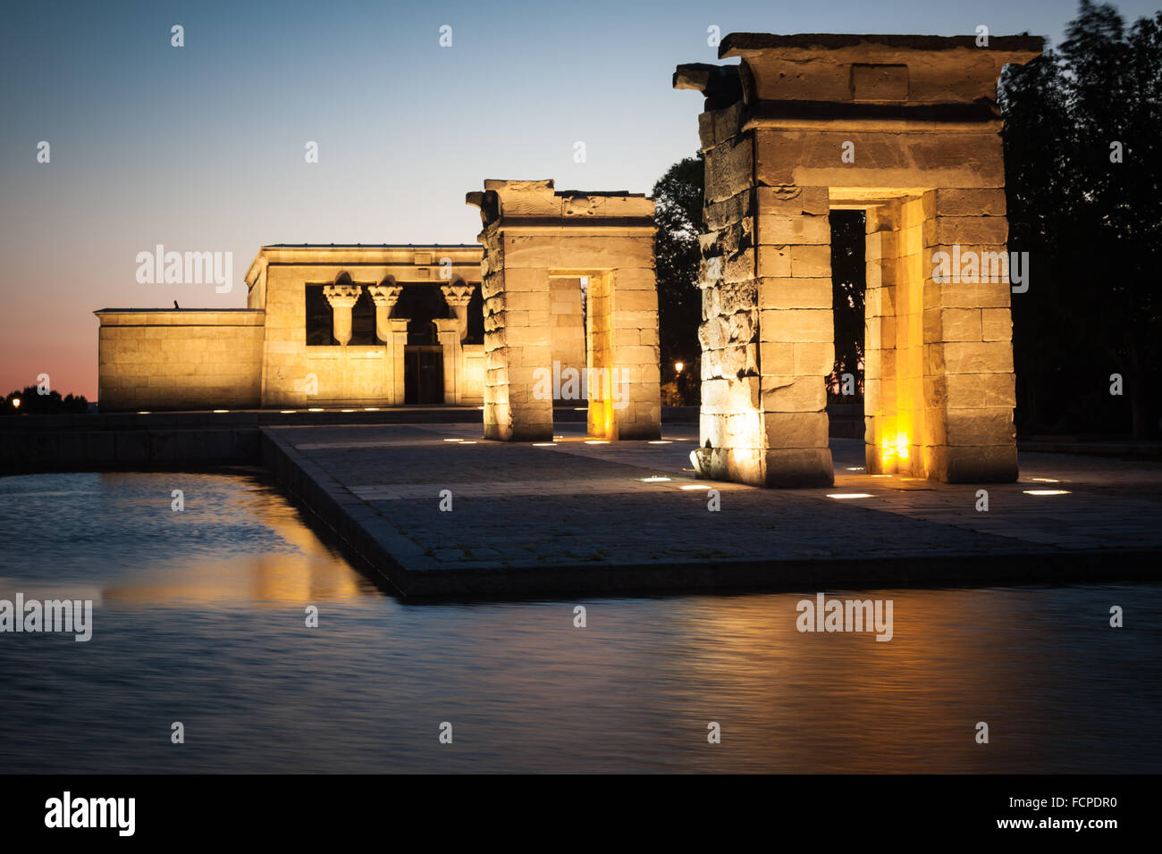 Temple of Debod at night, Madrid (Spain Stock Photo - Alamy