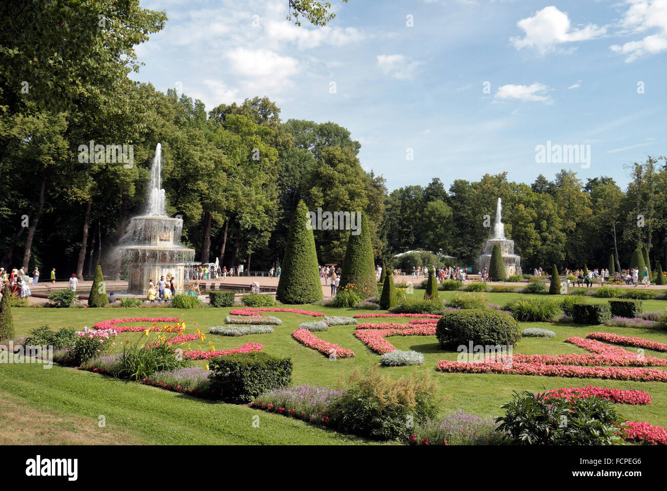 The Rimsky Fountains, Lower Park, in the grounds of the Peterhof Palace ...