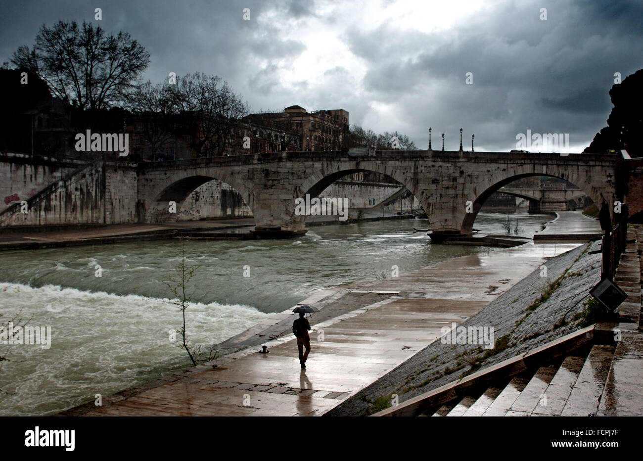 Rain rainy day rome hi-res stock photography and images - Alamy