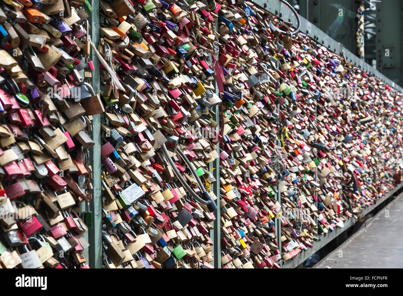 Hohenzollern Bridge with thousands of personal love padlocks, Cologne ...