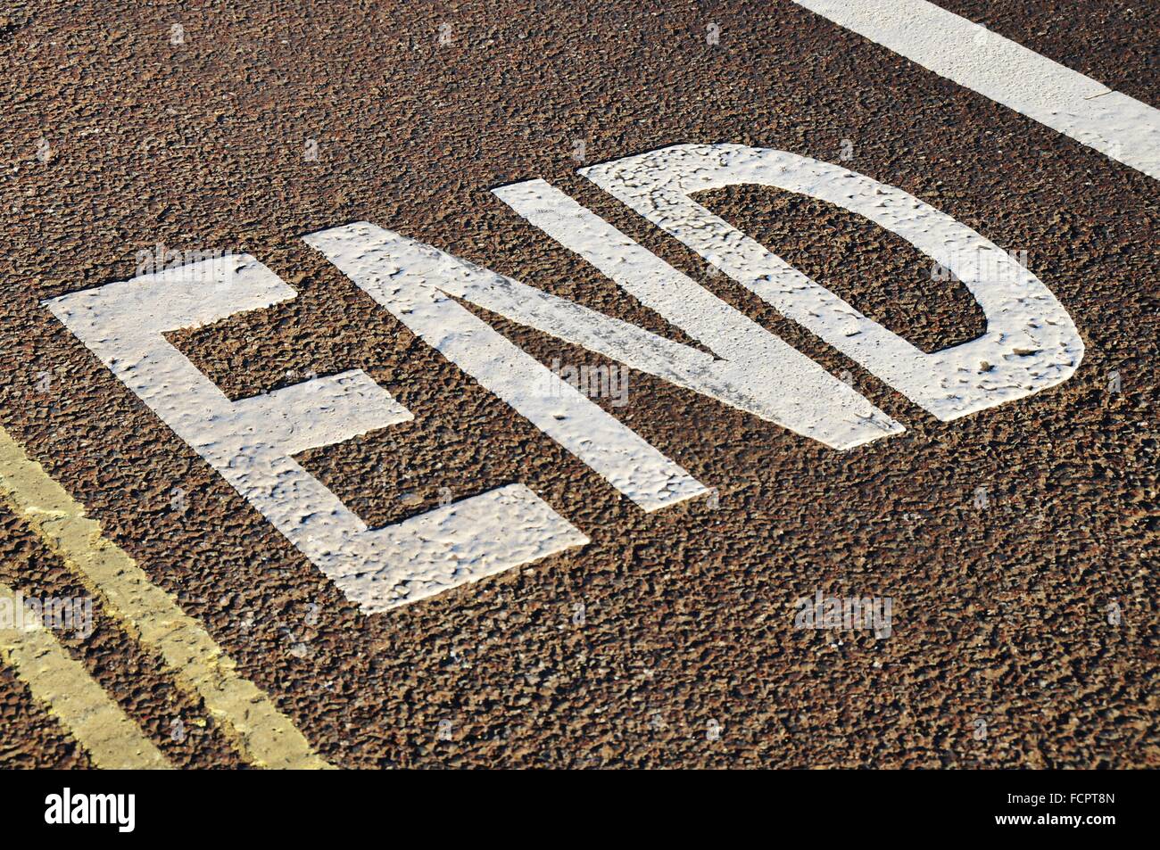 Road markings uk hi-res stock photography and images - Alamy