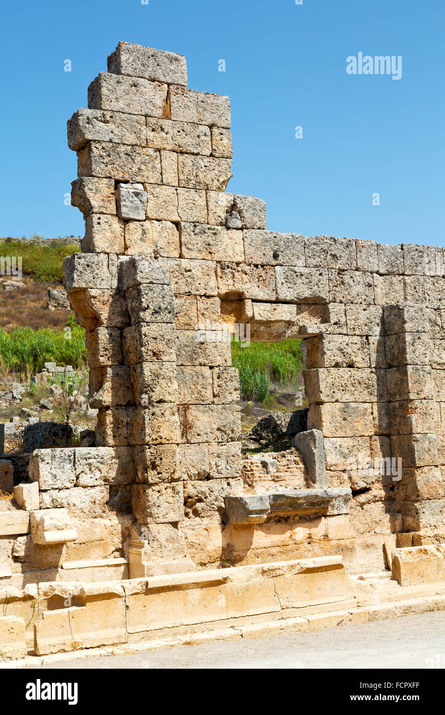 old construction in asia turkey the column and the roman temple Stock ...