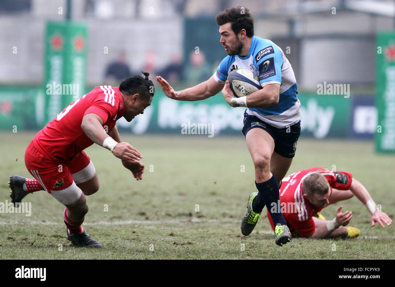 Treviso, Italy. 24th January, 2016. Treviso's player Jayden Hayward (R ...