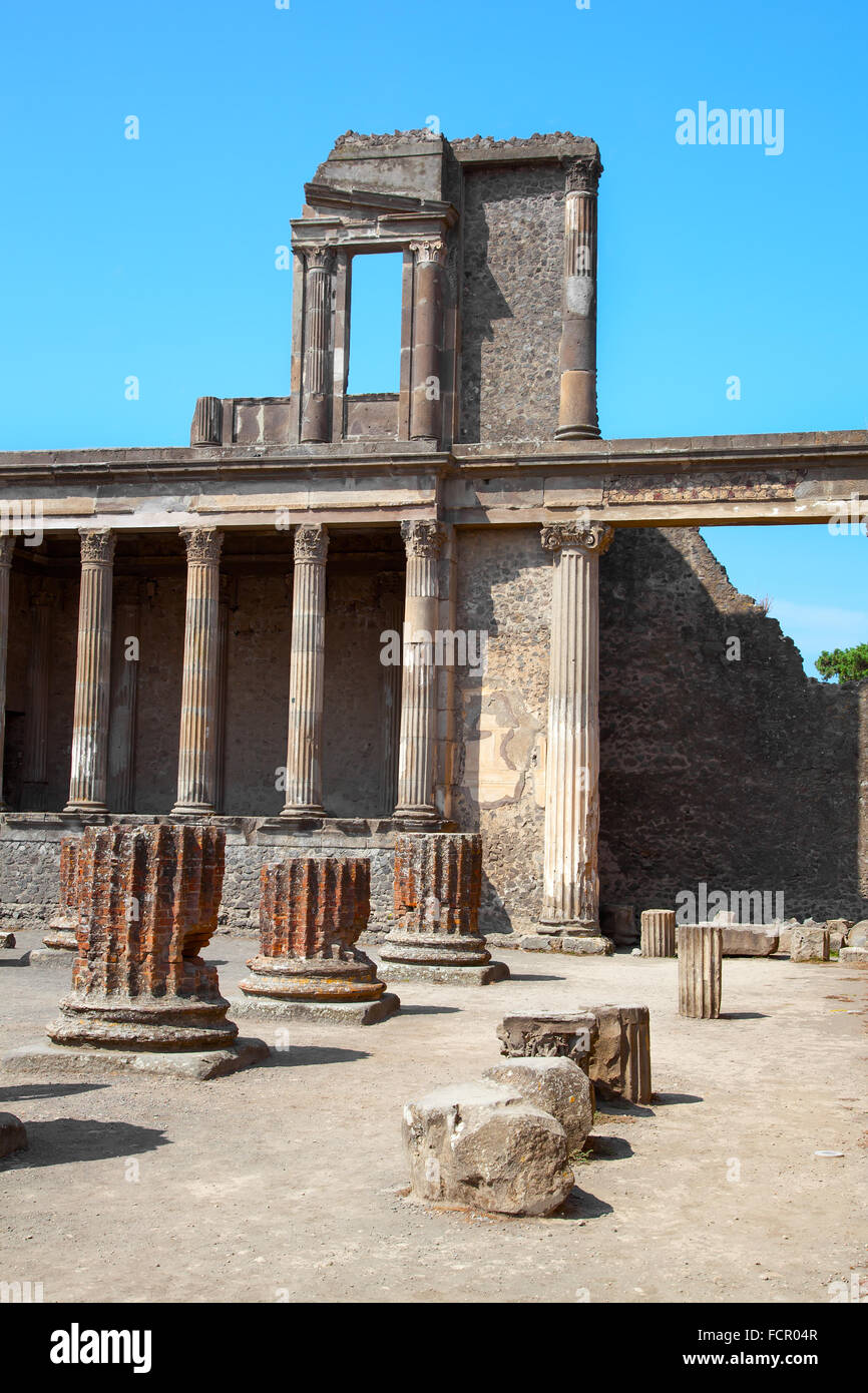 Modern buildings pompeii hi-res stock photography and images - Alamy