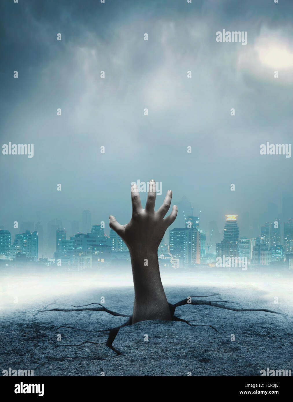 Zombie hand rising from grave hi-res stock photography and images - Alamy