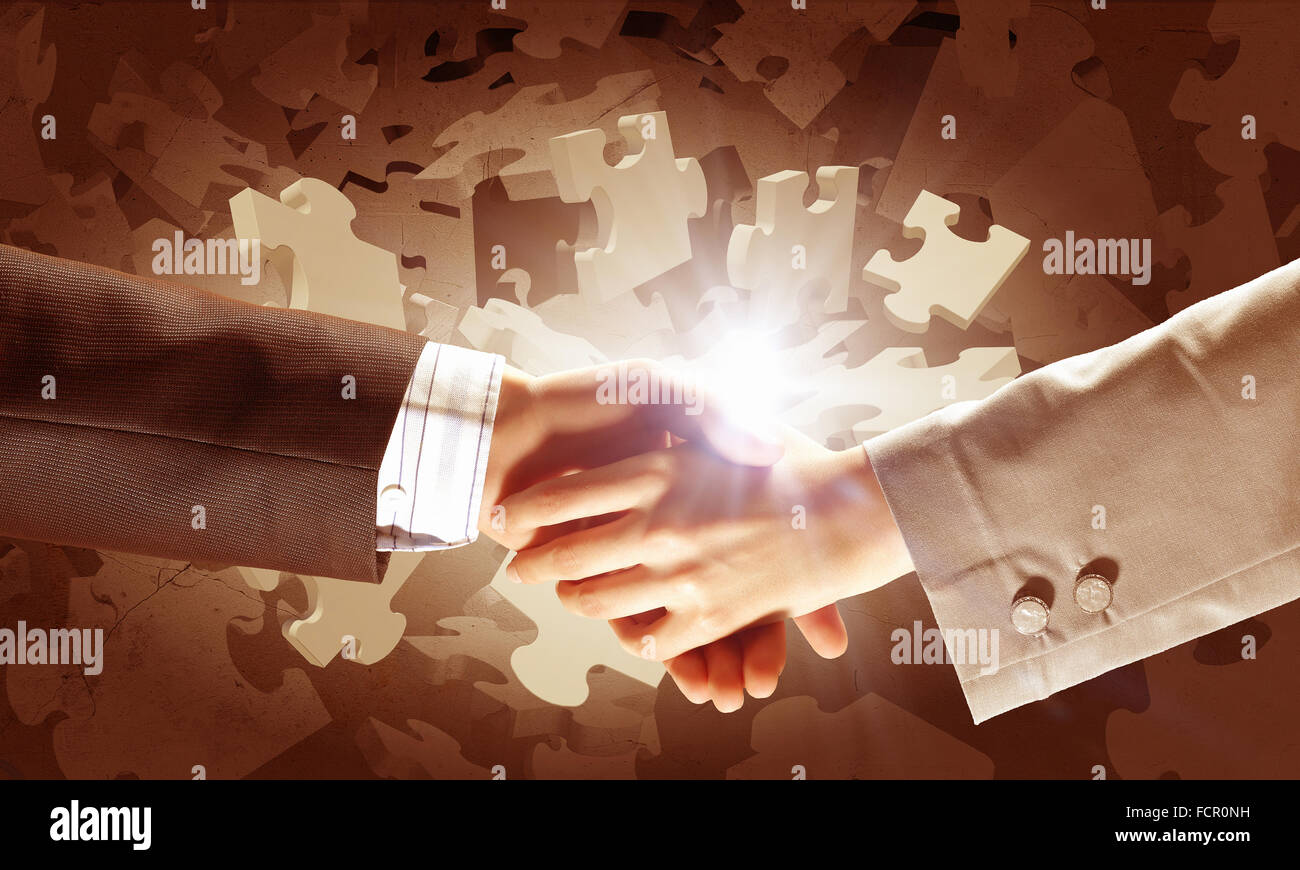 Deal making symbol hi-res stock photography and images - Alamy