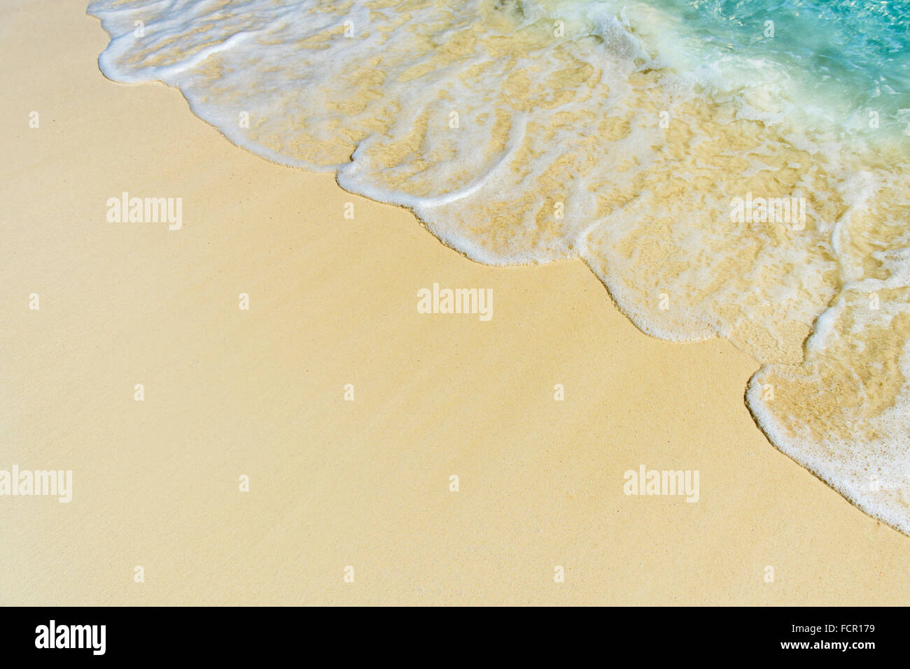 Soft wave tropical sea hi-res stock photography and images - Alamy