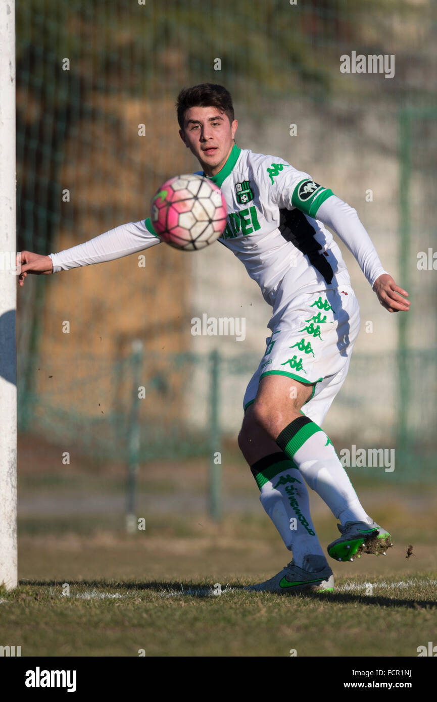 Reggio Emilia, Italy. 16th Jan, 2016. Luca Ravanelli (Sassuolo ...