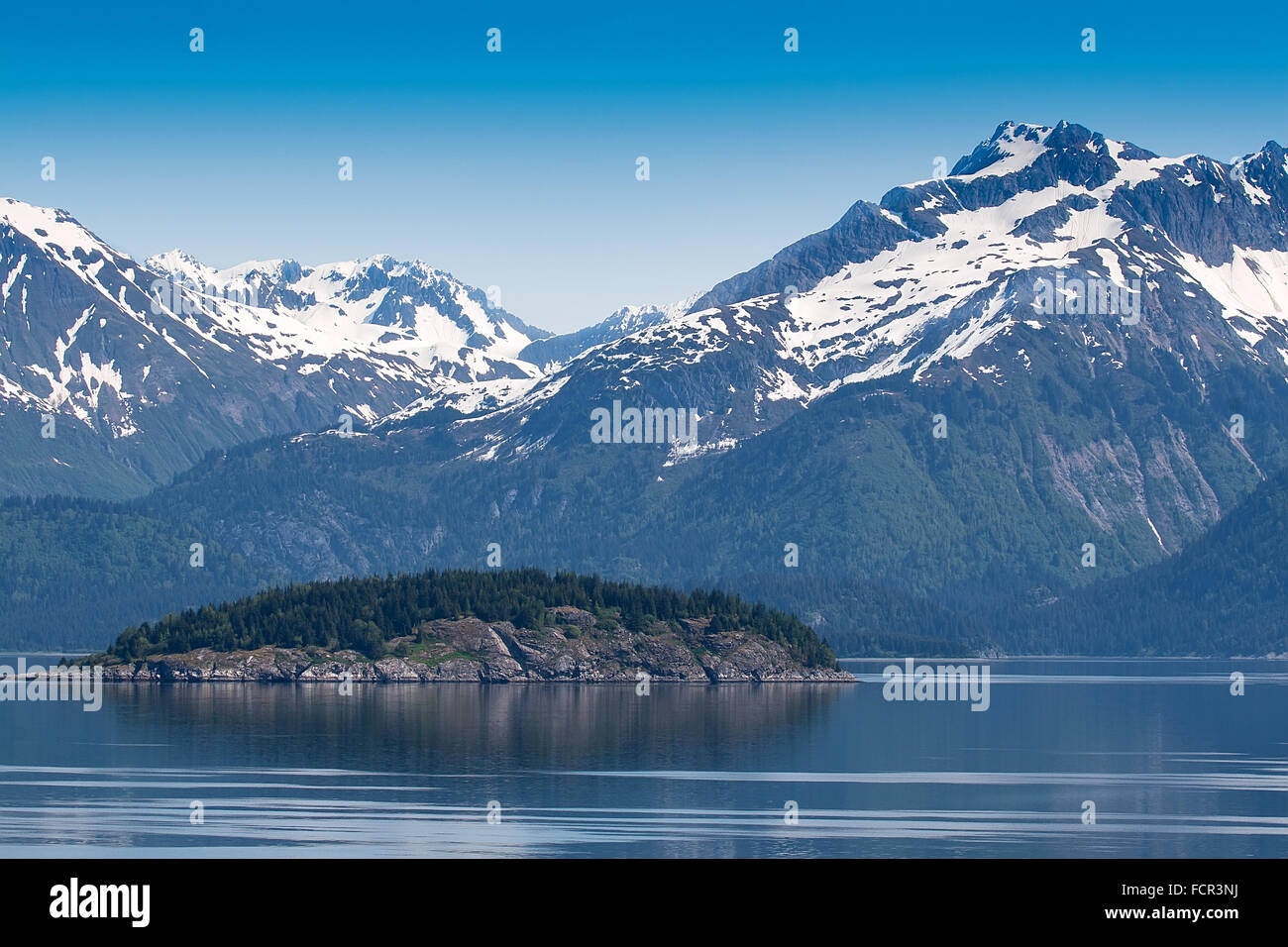 Scenic Landscape and Wilderness terrain that makes Alaska so beautiful ...