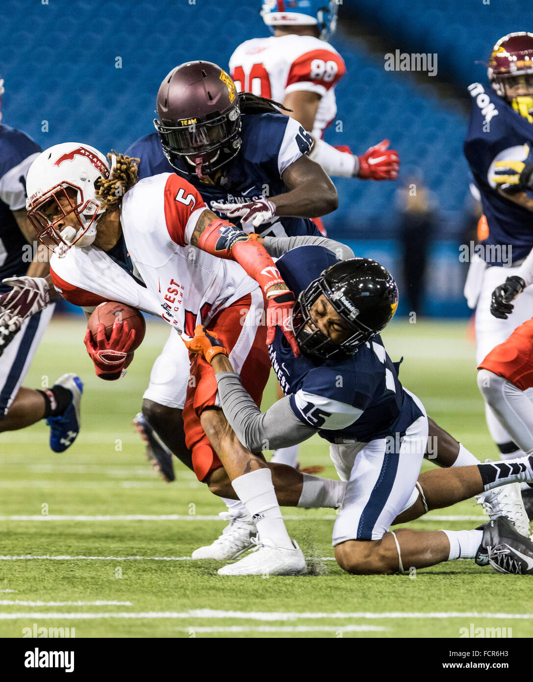 St. 23rd Jan, 2016. West nose guard Michael Jordan, of Missouri Western ...