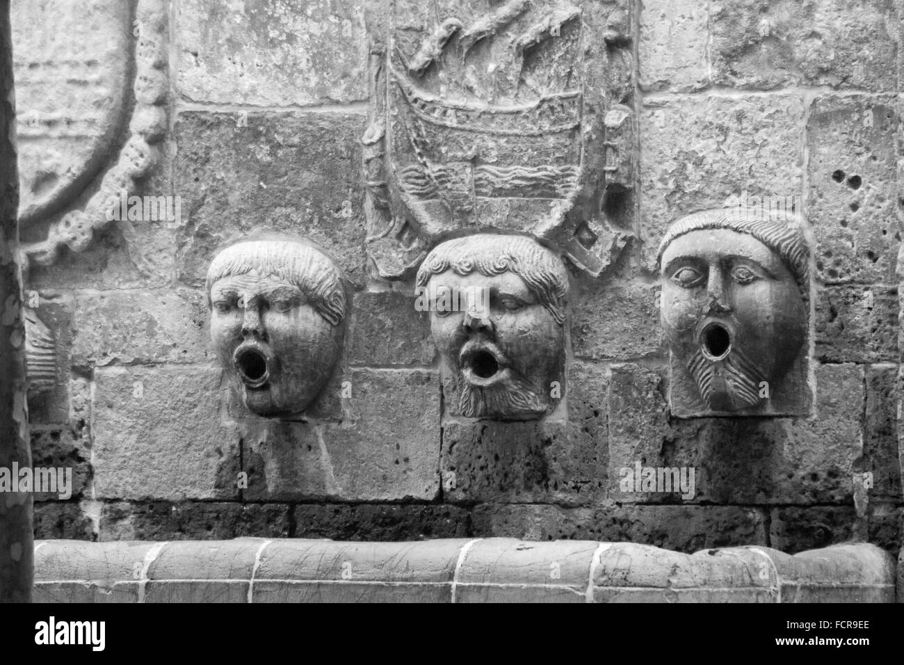 ancient water fountain water pipes Stock Photo - Alamy