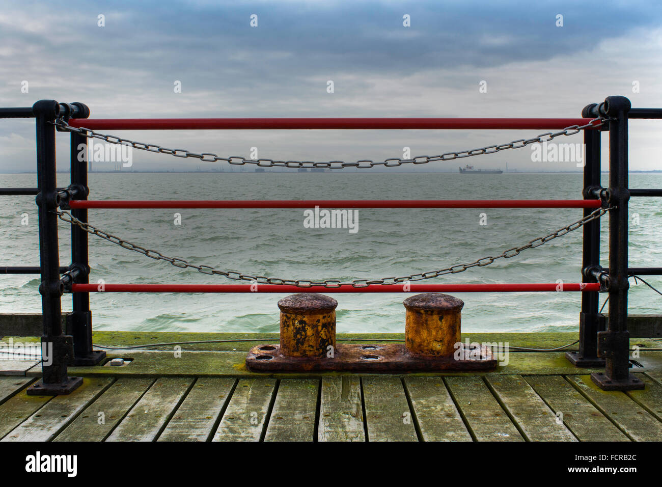 Mooring Posts on the end of Southend Pier Stock Photo - Alamy