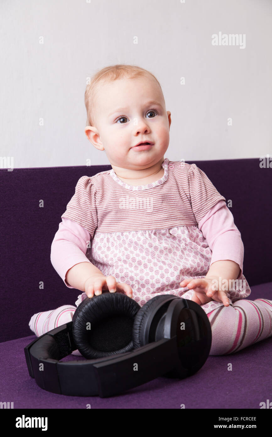 Child with headphones Stock Photo - Alamy