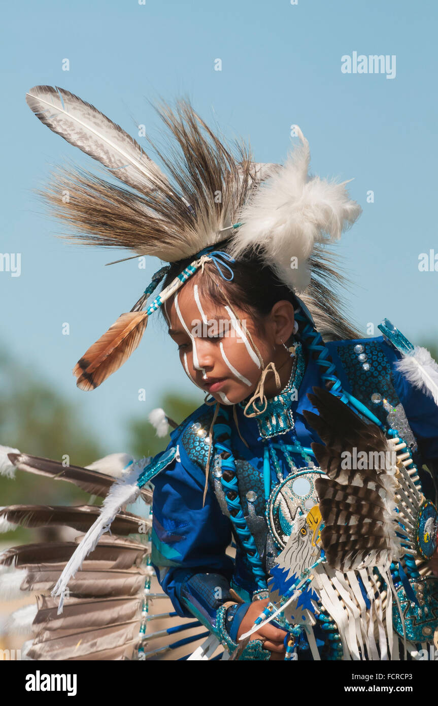 First nations boy 12 years hi-res stock photography and images - Alamy