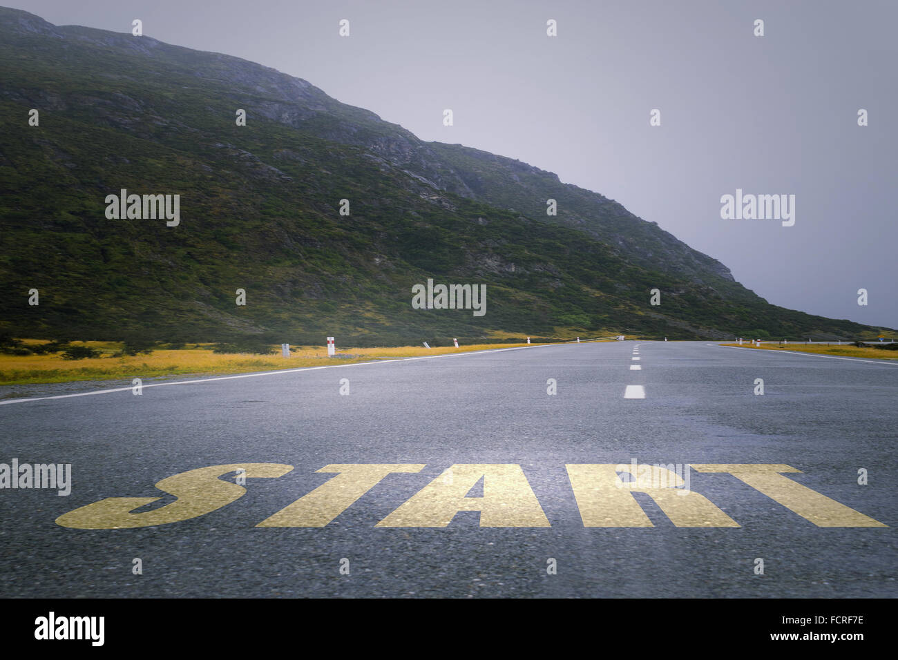 Start word as motivation writen on asphalt road Stock Photo - Alamy