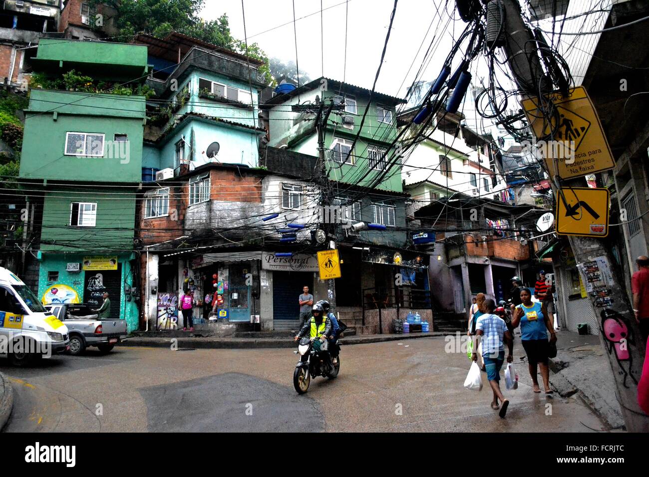 Life in Rocinha Stock Photo - Alamy