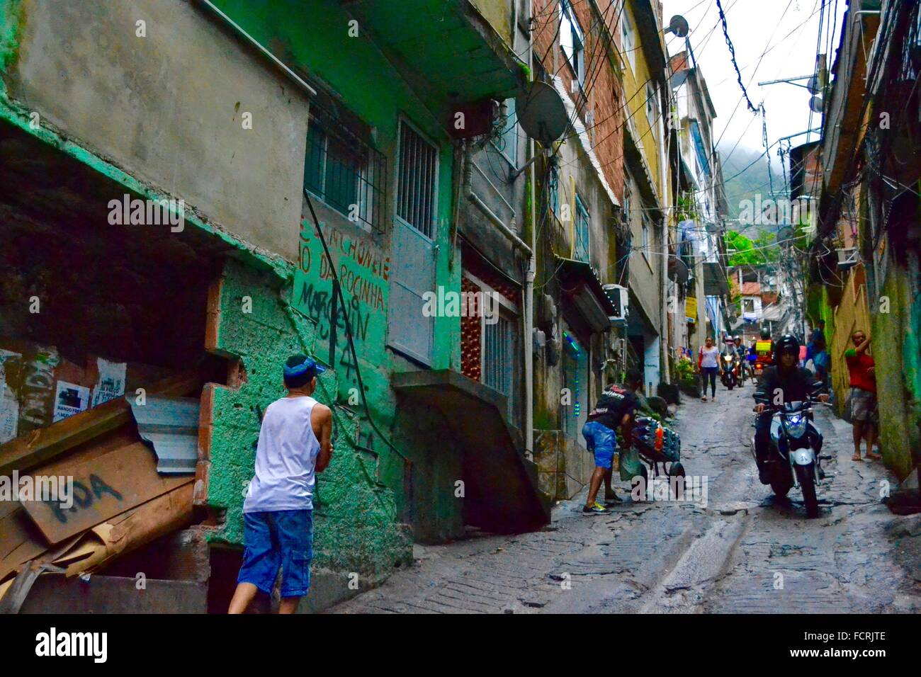 Streets of Rocinha Stock Photo - Alamy